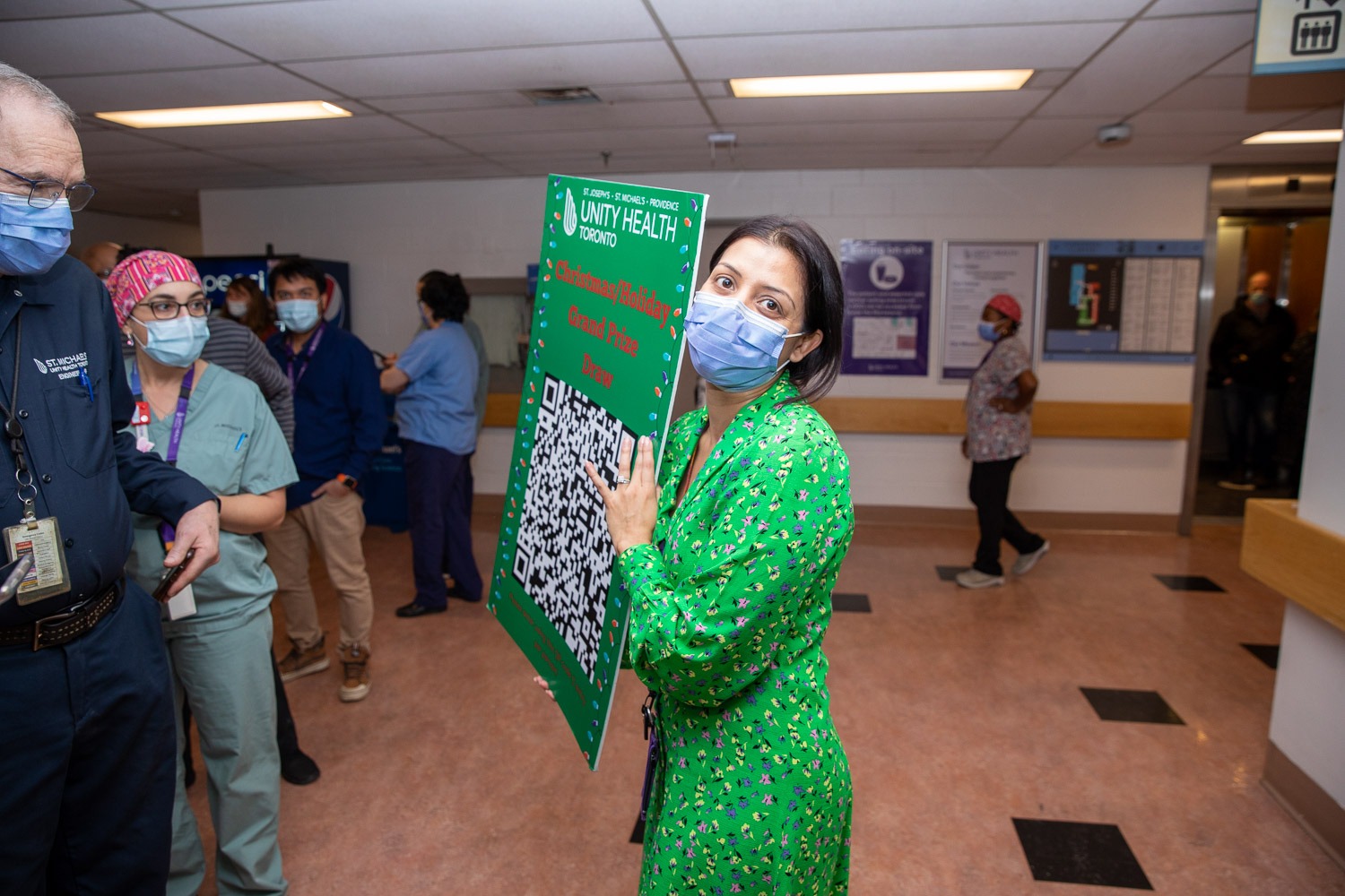 St. Michael’s Christmas lunch 2022 gallery - Unity Health Toronto