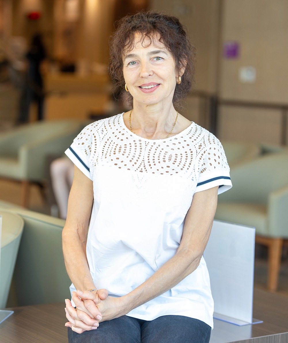 An inside look at the patient care experience in the BARLO MS Centre at ...