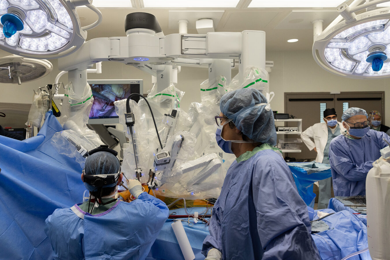 St. Michael’s Hospital performs Toronto’s first robotic mitral valve ...